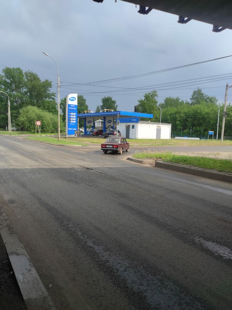 Benzin istasyonu Опти, Yaroslavl, foto