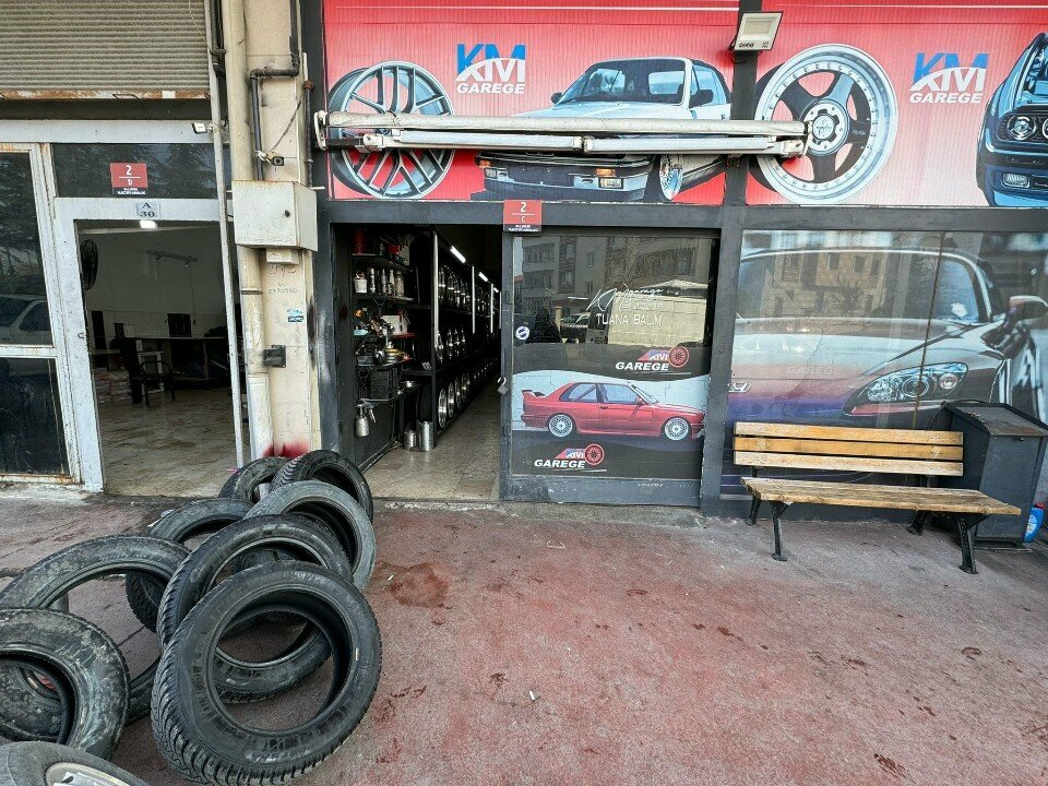 Otomobil servisi Km Garage, Ankara, foto