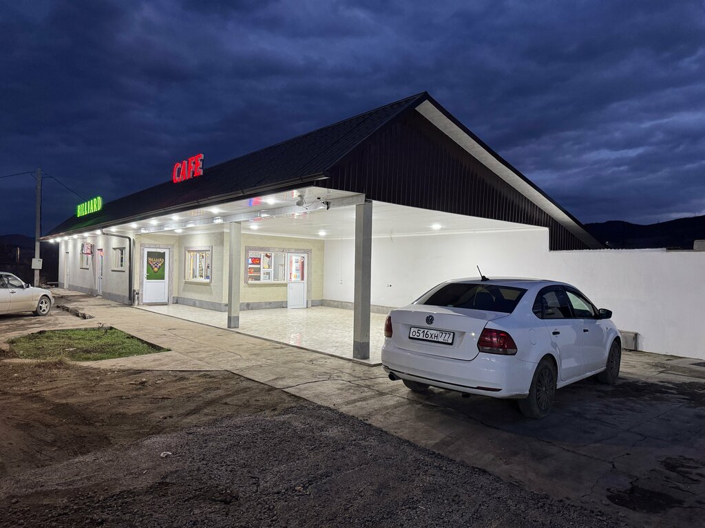 Bilardo salonları Бильярд кафе, Tavuş, foto