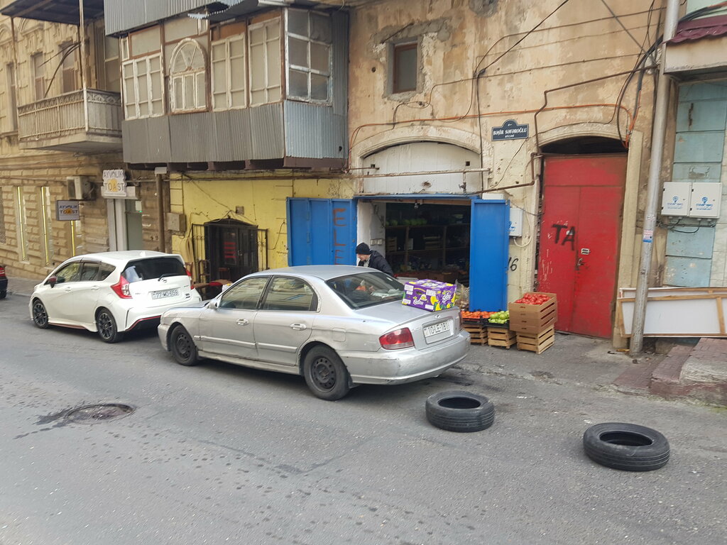 Manavlar Meyvə Tərəvəz, Bakü, foto
