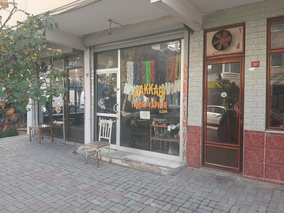 Ayakkabı tamiri Ilgın, İstanbul, foto