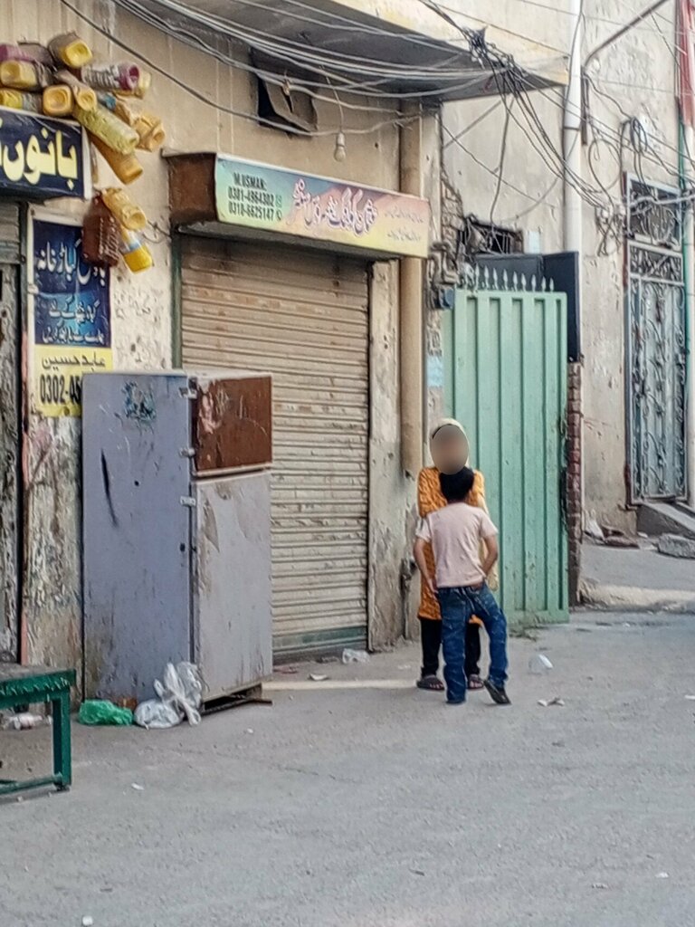 Elektrikli cihazların tamiri Usman cooling and service center, Lahor, foto