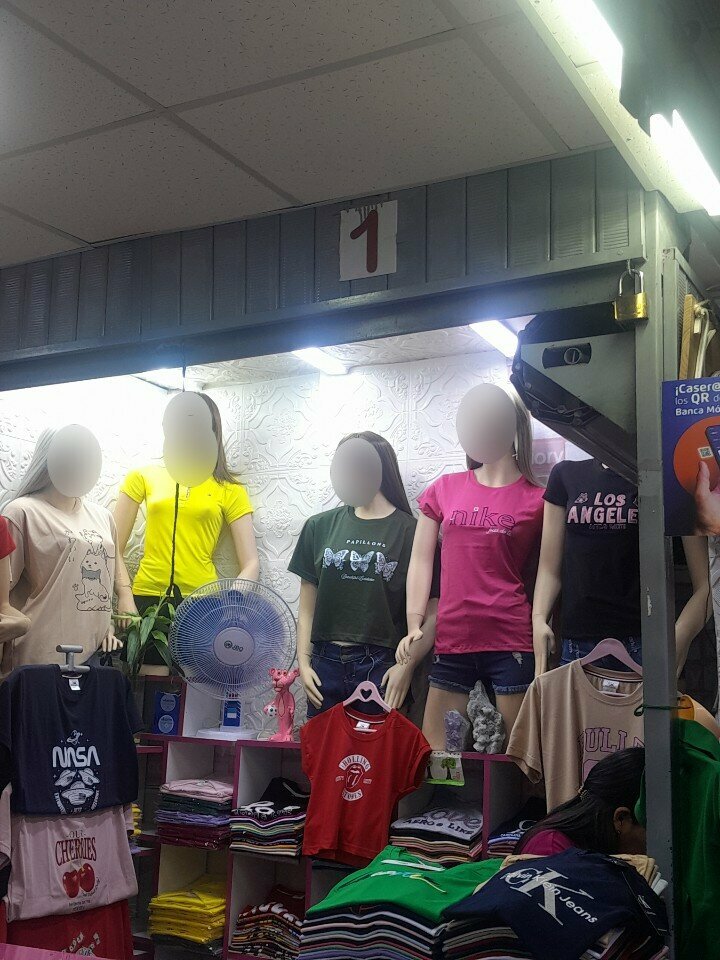 Dış giyim mağazası Tienda 1, Lima, foto