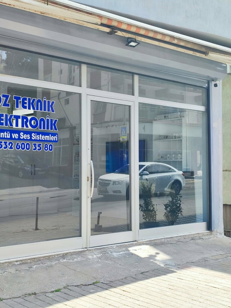 Elektronik cihaz ve parça firmaları Özteknik Elektronik, İzmir, foto