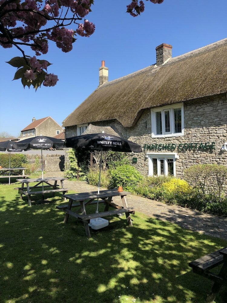 Otel The Thatched Cottage Inn, İngiltere, foto