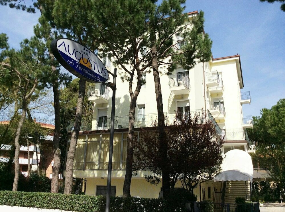 Otel Hotel Augustus Milano Marittima, , foto