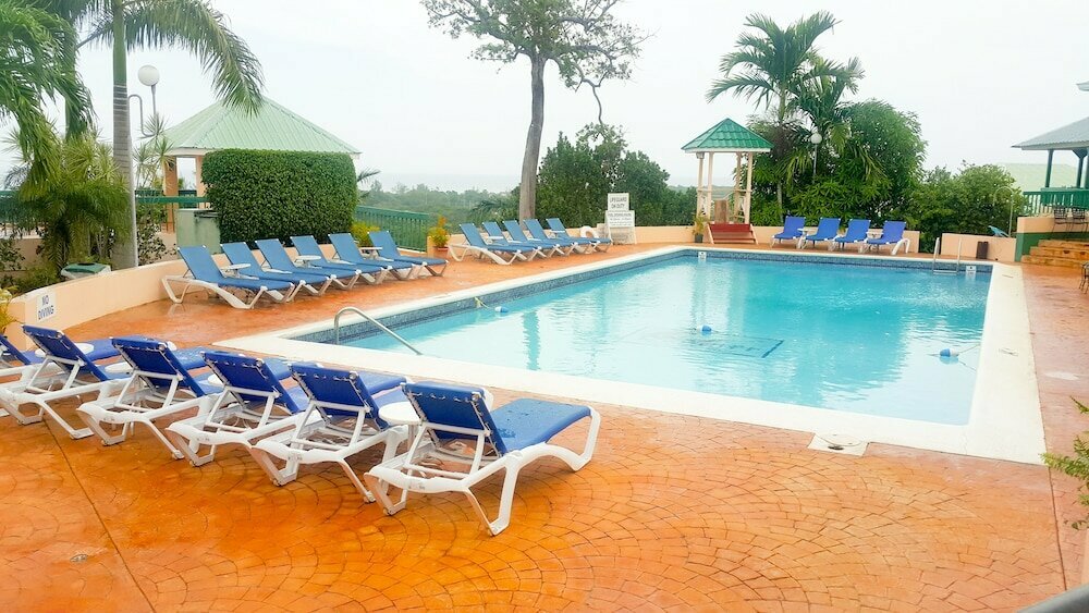 Otel 2 Bed Apt with Balcony at Runaway Bay, Dünya, foto