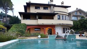 Villa Letizia (Strada Colle Pineta No:74, Montesilvano, Pescara), otel