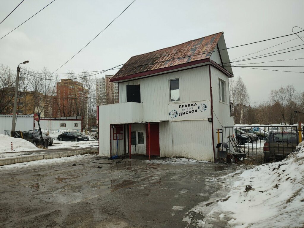 Oto lastik tamiri Tire fitting and repair, Perm, foto