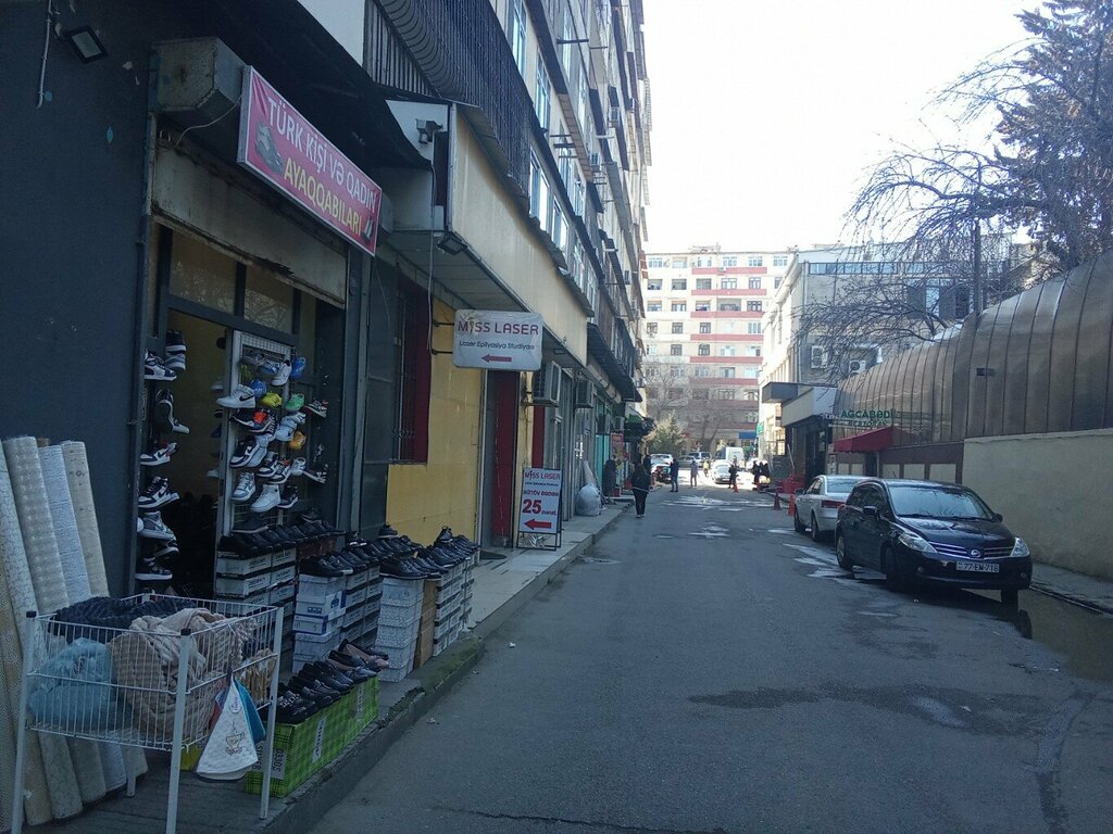 Ayakkabı mağazaları Türk kişi və qadın ayaqqabıları, Bakü, foto