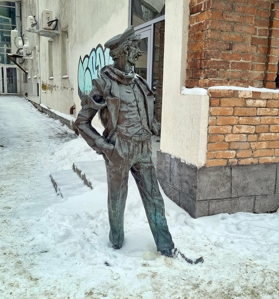Park, sokak heykeli Остап Бендер, Yekaterinburg, foto