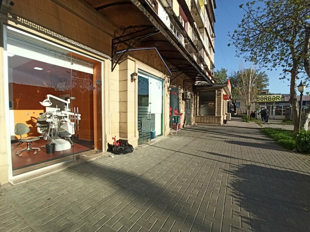 Özel ağız ve diş sağlığı klinikleri ve muayenehaneleri Em, Bakü, foto