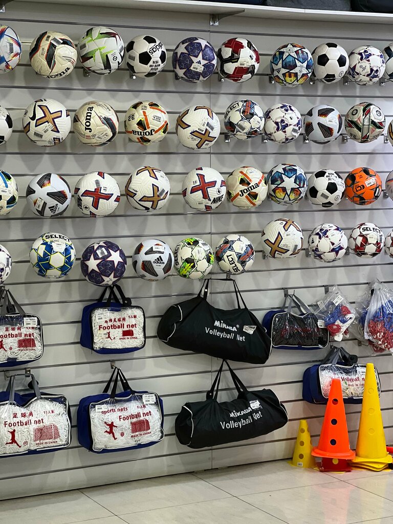 Spor giyim ve ayakkabı Sport Line, Karağandı, foto
