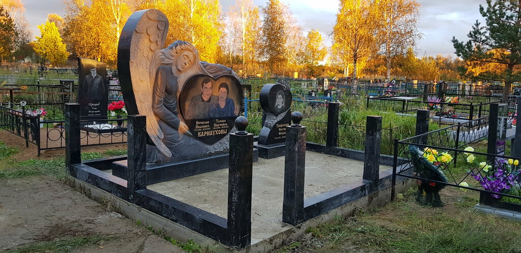 Heykel ve mezarlık taşı üreticileri Neolit, Vsevolgsk, foto