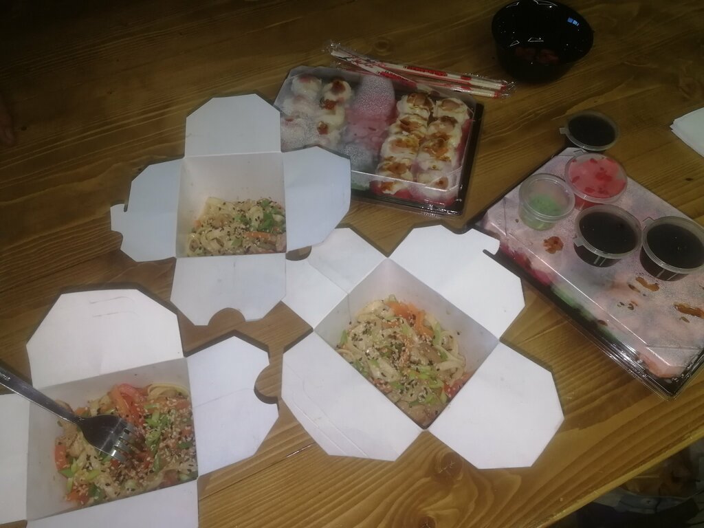 Suşi restoranı РоллБери, Taganrog, foto
