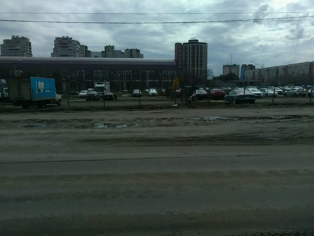 Otoparklar Parking lot, Voronej, foto