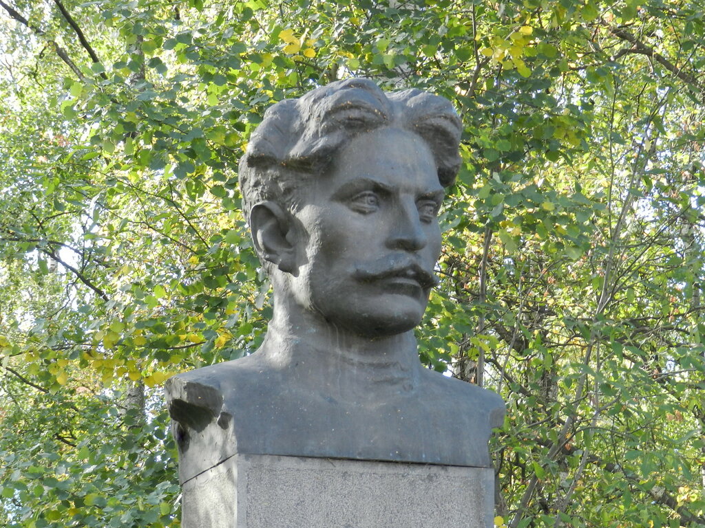 Anıt, heykel Н. Григорьев, Petrozavodsk, foto