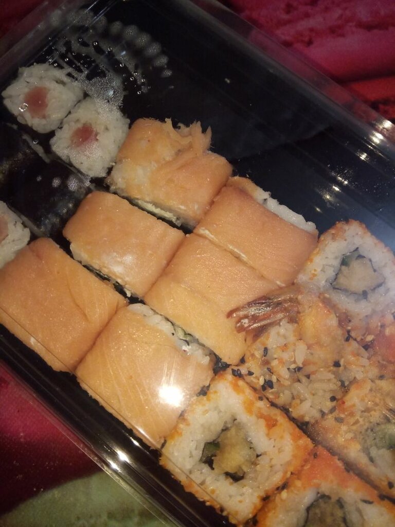 Suşi restoranı Tokio Express, Belooziorski, foto