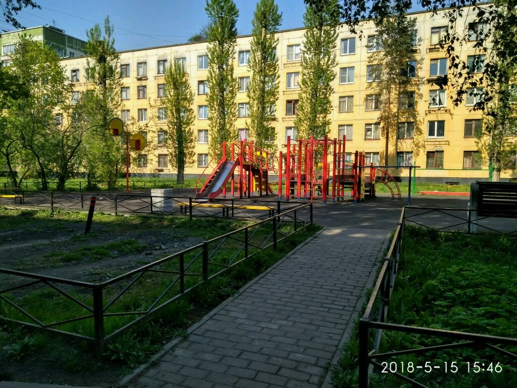 Oyun alanı Playground, Saint‑Petersburg, foto