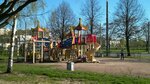 Playground (Saint Petersburg, Kalininskiy District, munitsipalny okrug Piskaryovka), oyun alanı  Saint‑Petersburg'dan