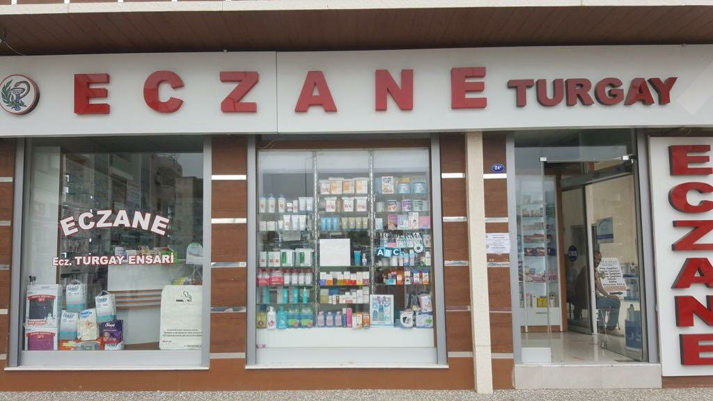 Eczaneler Turgay Eczanesi, İzmir, foto