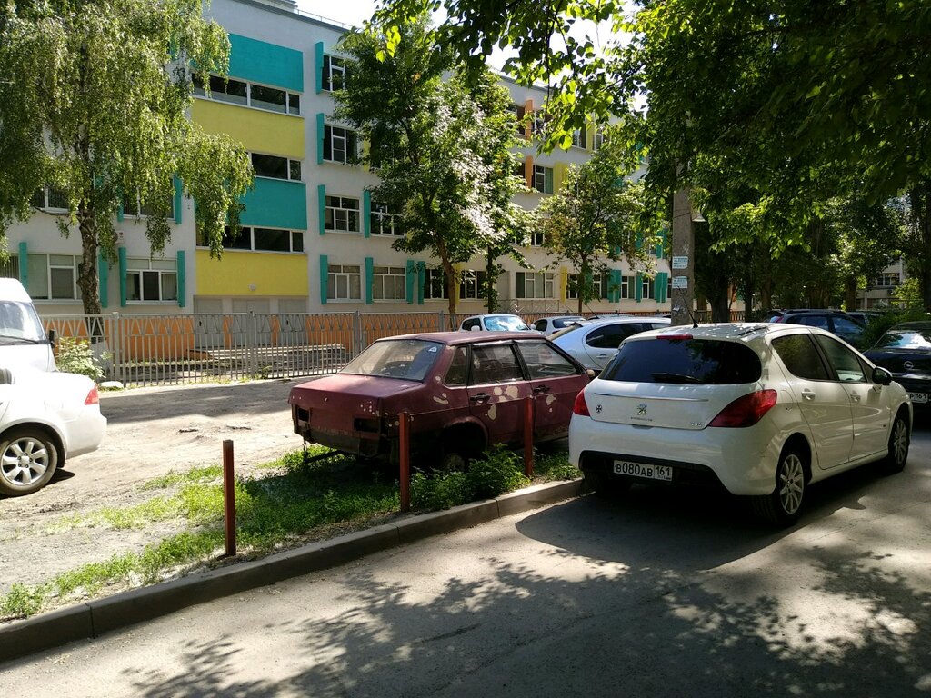 Otoparklar Parking lot, Rostov‑na‑Donu, foto