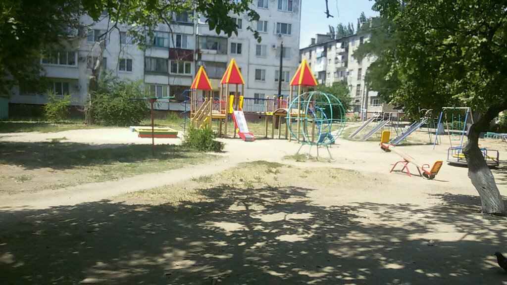 Oyun alanı Детская игровая площадка, Volgograd, foto