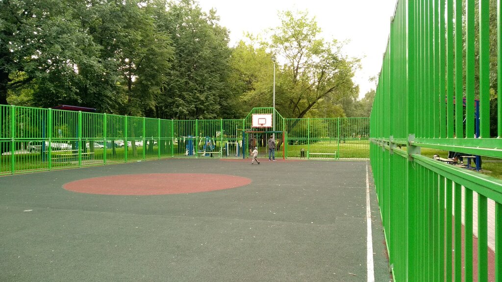 Spor alanı Баскетбольная площадка, Moskova, foto