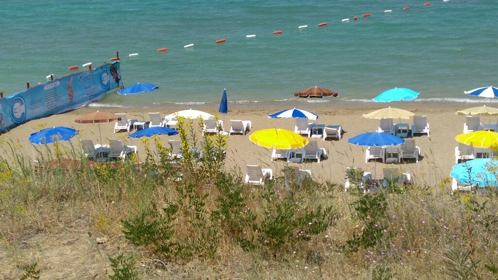 Plaj Edremit Doğan Kamping Sahili, Van, foto