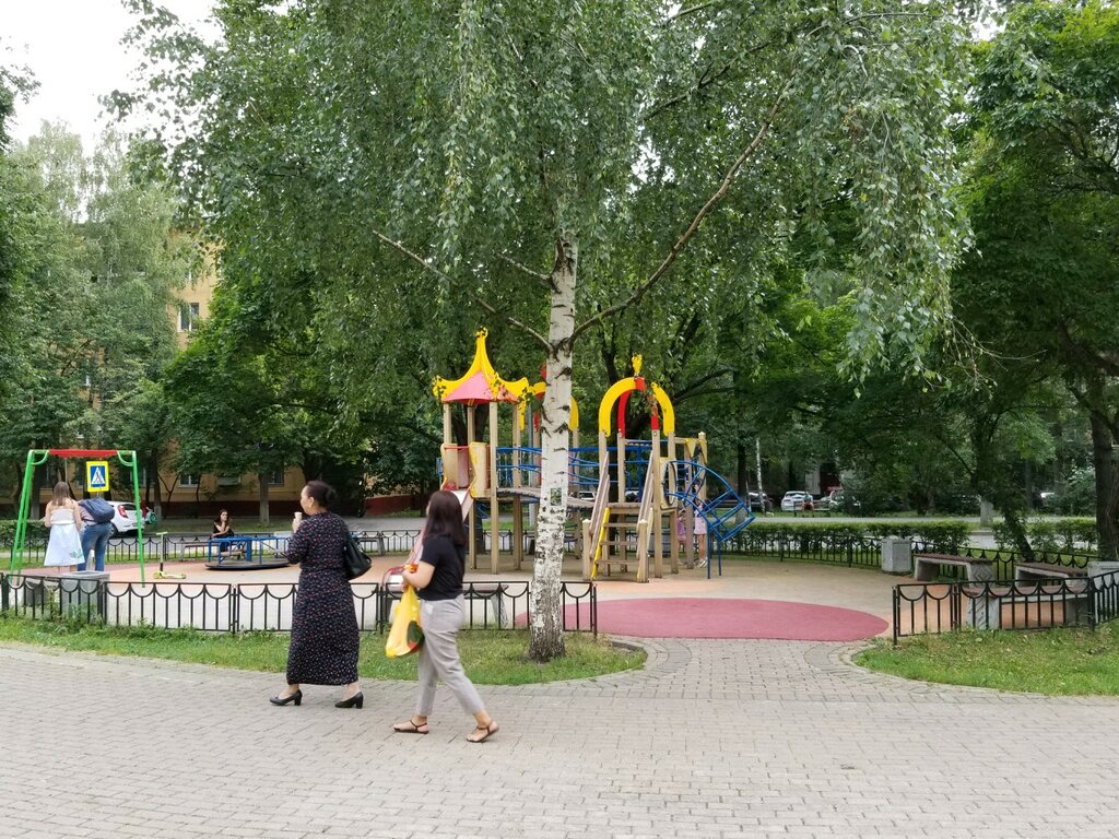 Oyun alanı Playground, Moskova, foto
