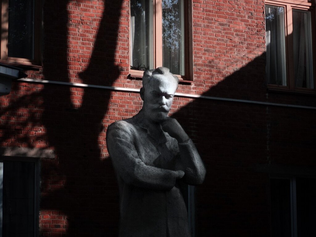 Anıt, heykel Пётр Ильич Чайковский, Votkinsk, foto