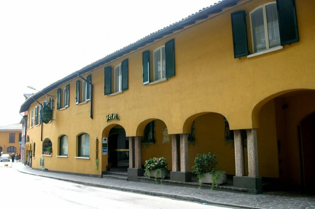 Otel Albergo della Corona, Lombardiya, foto
