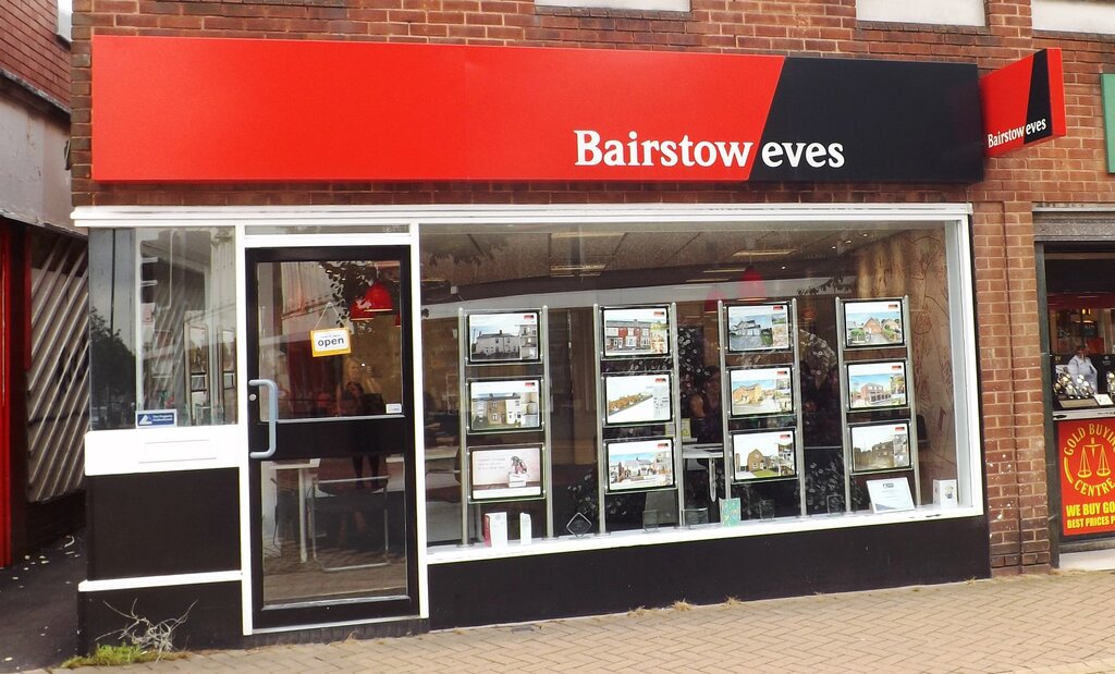 Arazi dizisi Bairstow Eves Sales and Letting Agents Sutton in Ashfield, İngiltere, foto