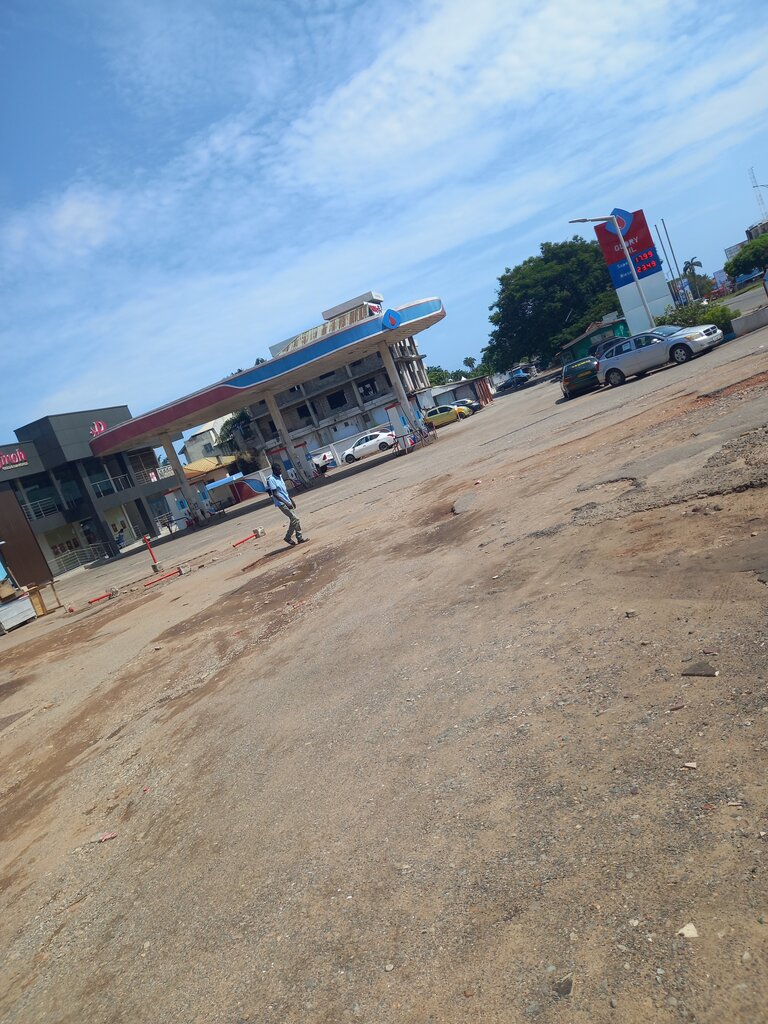 Benzin istasyonu Glory Oil Filling Station, Dünya, foto