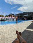 St. Tropez (Communards Street No:93, Leninskoye Village), yüzme havuzları  Çuy ili'nden