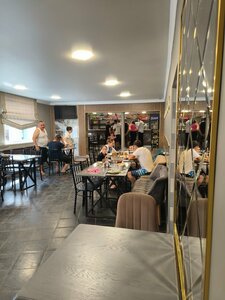 560 Km (Pavlodar oblysy, Aqqýly aýdany), kafe  Pavlodar eyaletinden
