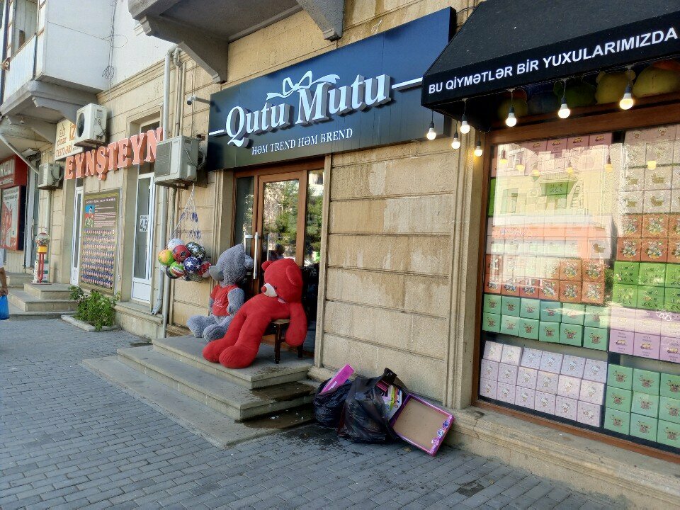 Hediyelik eşya mağazaları Qutu Mutu, Sumgayıt, foto