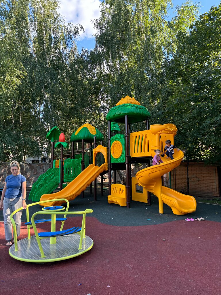 Oyun alanı Playground, Moskova, foto