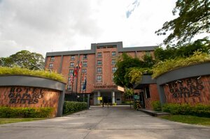 Gh Guaparo Suites (Estado Carabobo, Municipio Valencia, Parroquia San José), otel  Valencia'dan