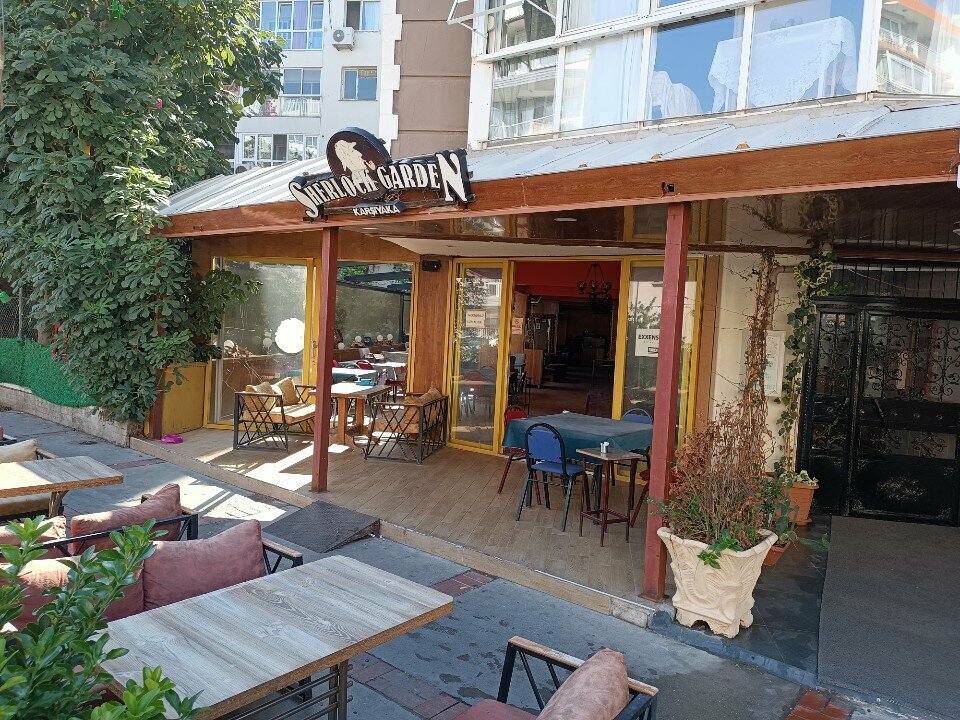 Kafe Sherlock Garden, İzmir, foto
