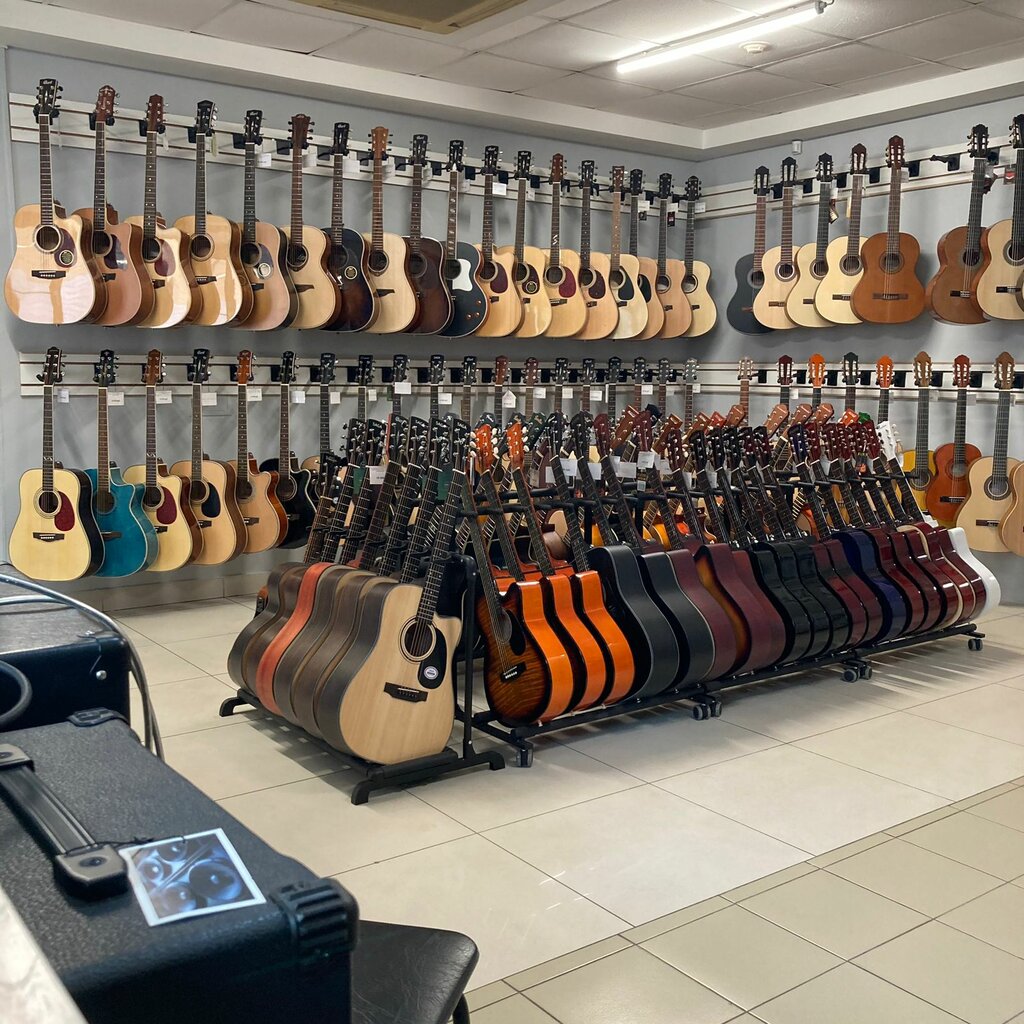 Enstrüman mağazaları Music Place, Barnaul, foto