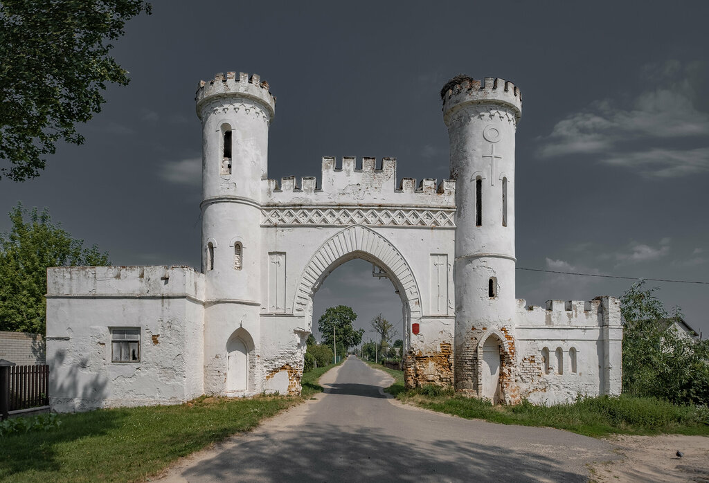 Turistik yerler Усадьба графов Пусловских, Brestskaya oblastı, foto