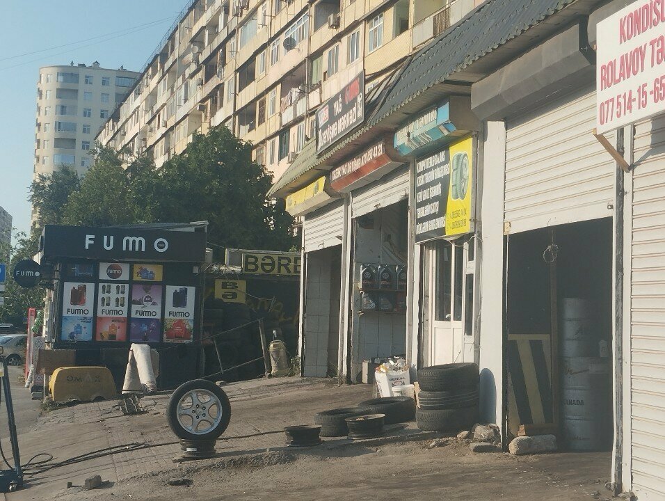 Oto yıkama Xəzər, Bakü, foto