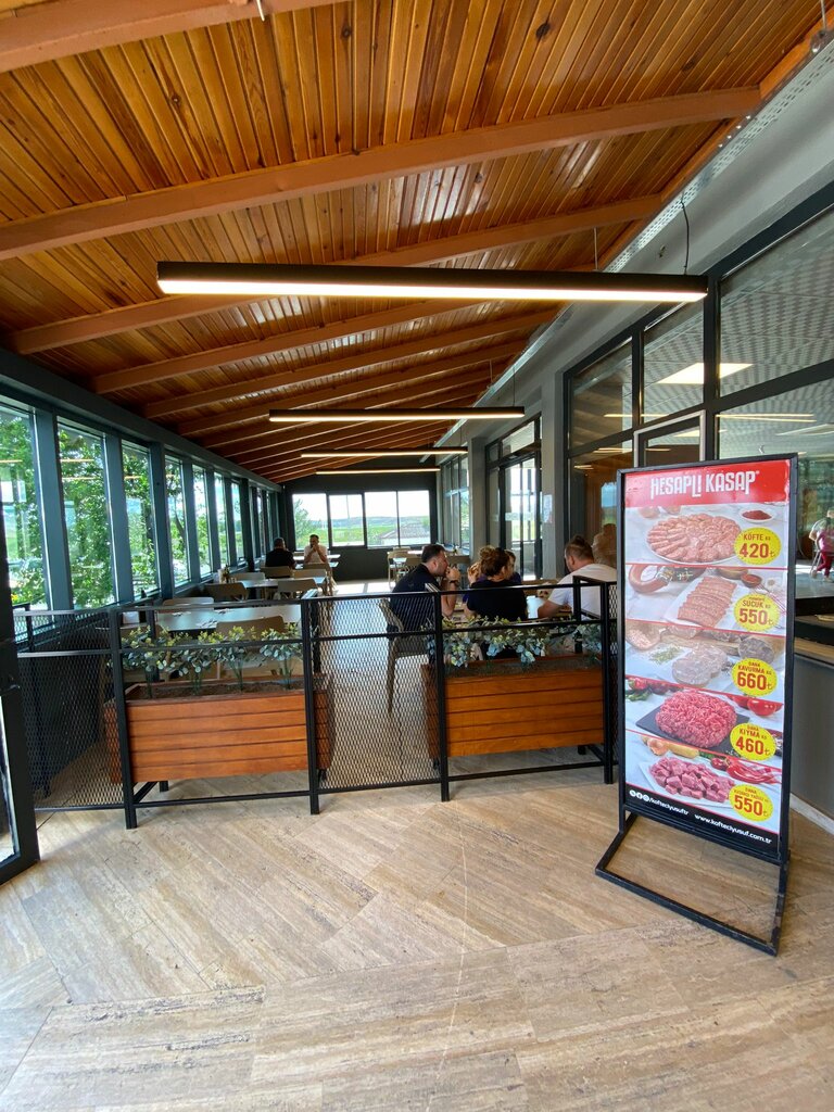 Fast food Köfteci Yusuf, Zara, foto