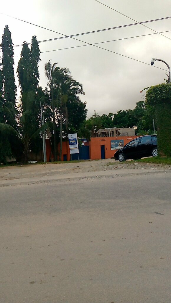 Üniversiteler International Institute of Management Abidjan, Abican, foto