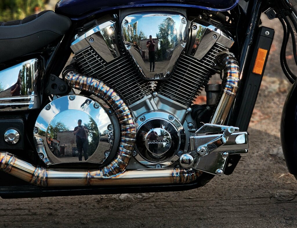 Motosiklet tamiri Karma. Exhaust, Saint‑Petersburg, foto