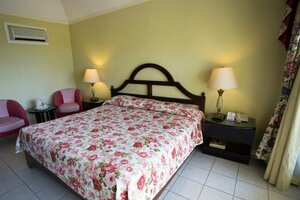 Rooms on the Beach Ocho Rios (Saint Ann, Ocho Rios), otel  Dünya'dan