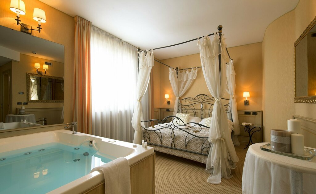 Otel Hotel Il Castelletto, Lombardiya, foto