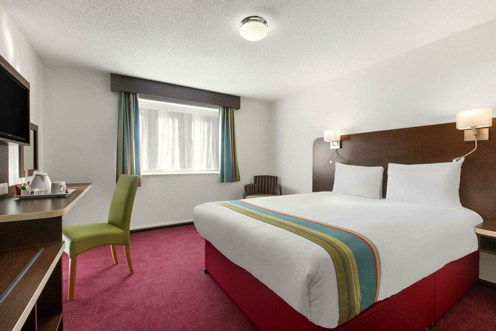 Otel Ramada by Wyndham South Mimms M25, Hertfordshire County, foto