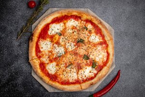 Pizza Lavka (Krasnoselskoe Highway No:1, gorodskoy posyolok Novoselye), pizzacılar  Saint‑Petersburg ve Leningradskaya oblastından